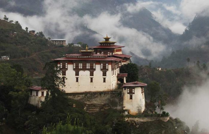Lhuentse Dzong | Bhutan Acorn Tours and Travel